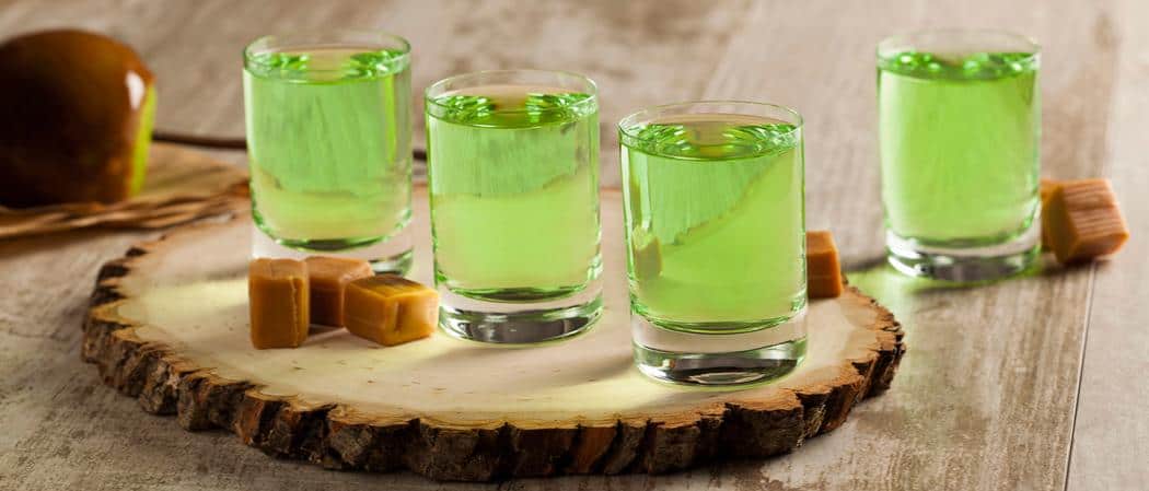 10 of the Best Apple Pucker Shots - Cocktails Cafe